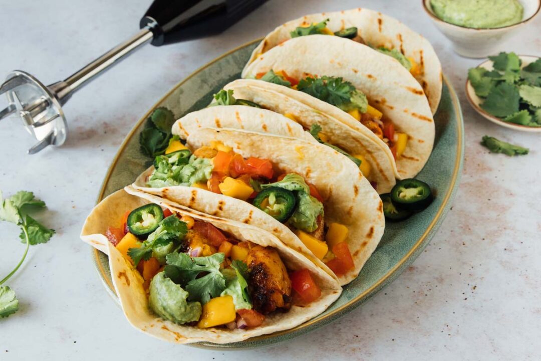 Taco's met gegrilde kip en avocadosaus - Bamix